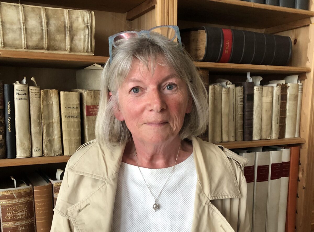 Podcast: Paula Stevens over vertalen (uit het Noors) – Instituut voor ...